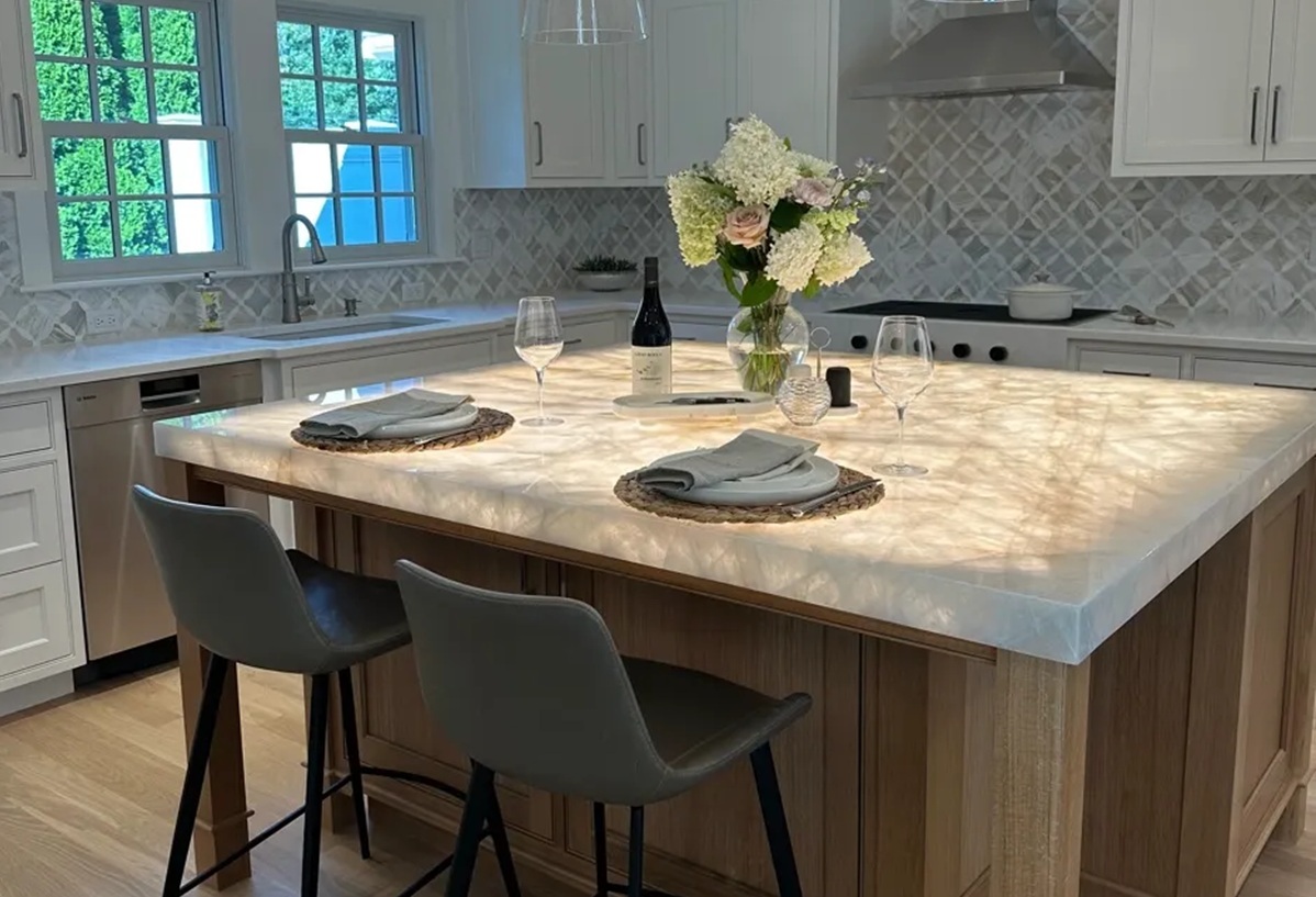 Cristallo Quartzite Countertops | Backlit Stone Guide | MA